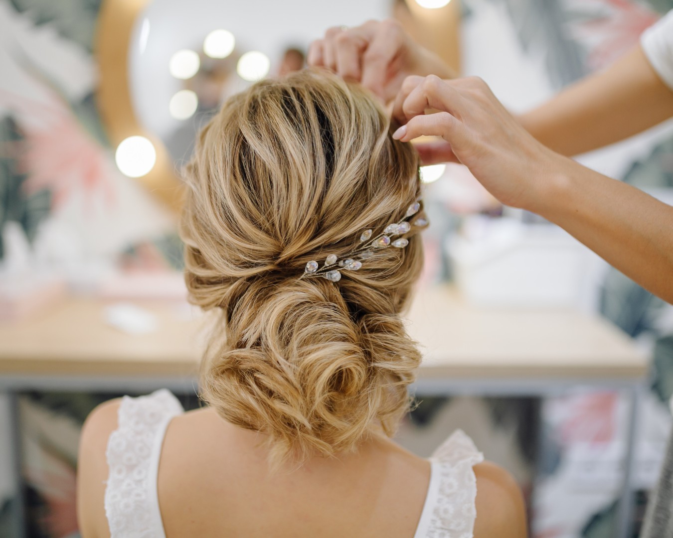 Bridal Hairstyle Trends of 2021 - Destination I Do