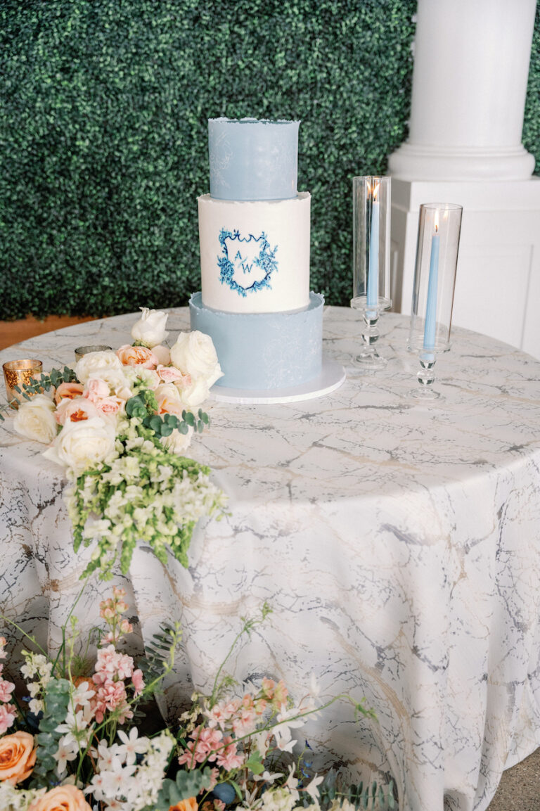 How to Design a Wedding Cake as Magical as Your Destination ...