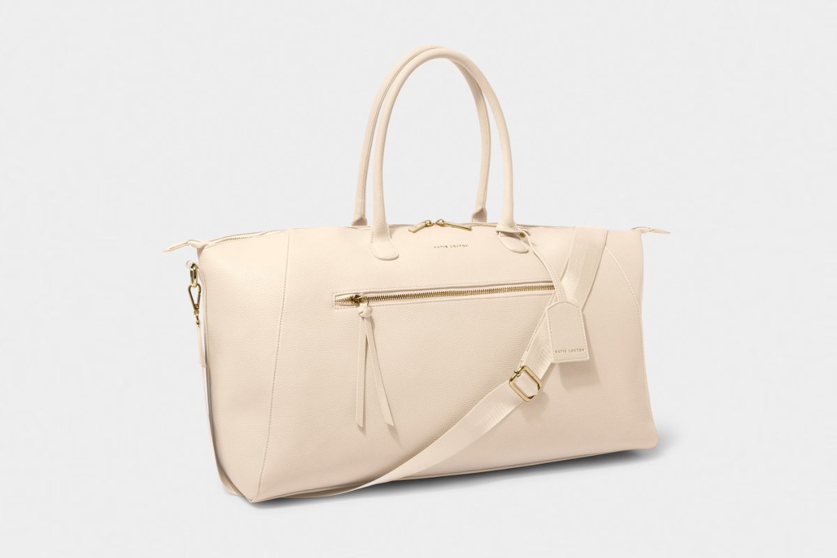 The Chelsea Weekend Bag: Your Perfect Companion for a Honeymoon Adventure