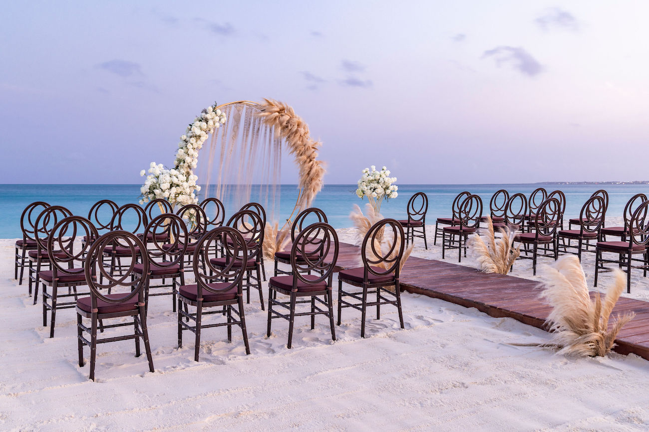 Say “I Do” in Paradise: A Dream Wedding at Embassy Suites by Hilton ...